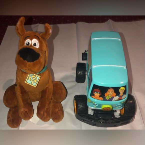 Basic Fun | Toys | Collectible Scooby Doo Plush Mystery Machine | Poshmark